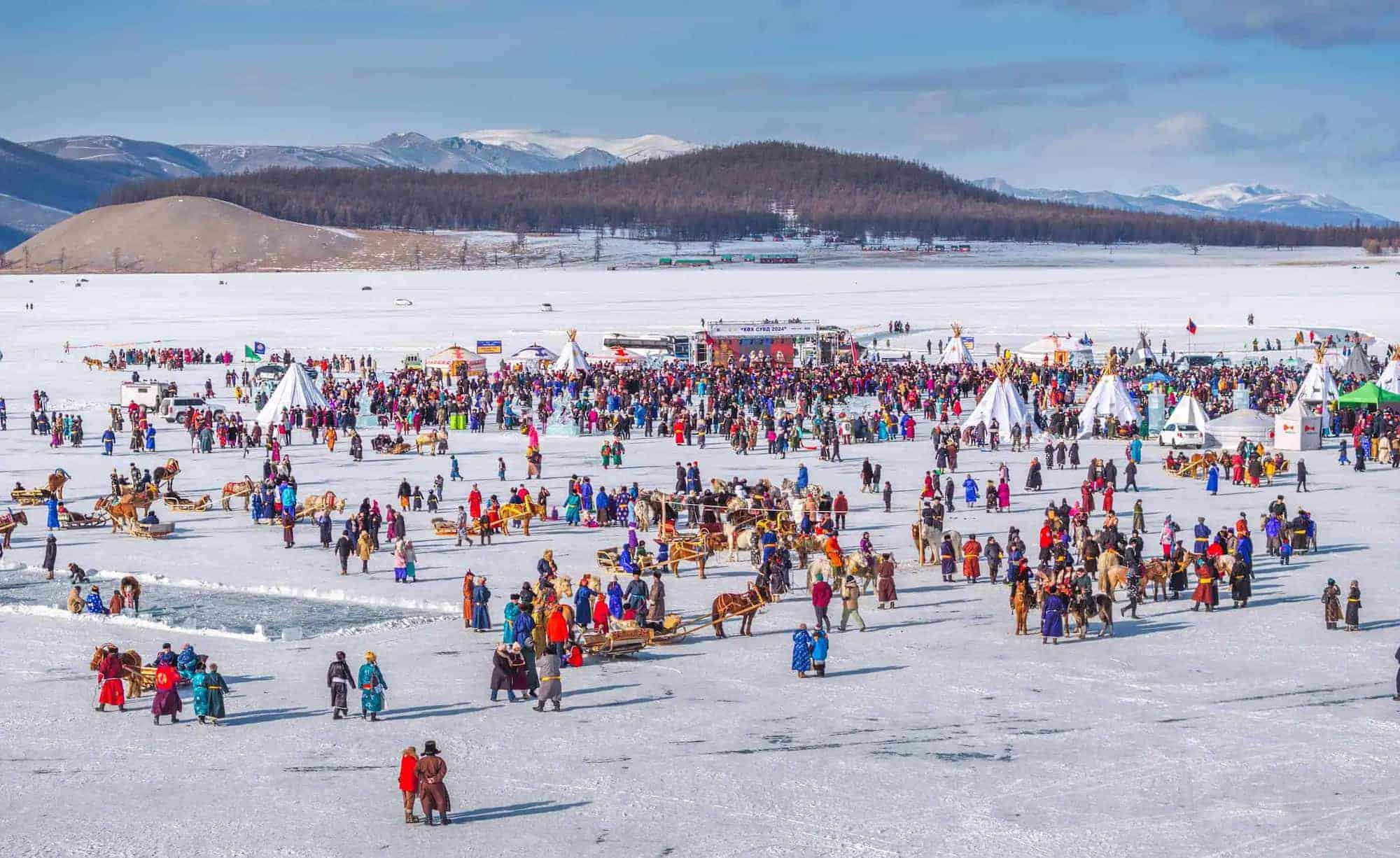 Tsaatan Mongolia: Life Among Nomadic Reindeer Herders