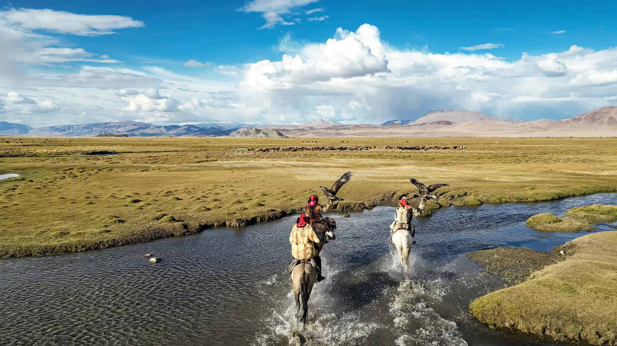 Steppe in Mongolia: Explore Its Vast Landscapes and Nomadic Life